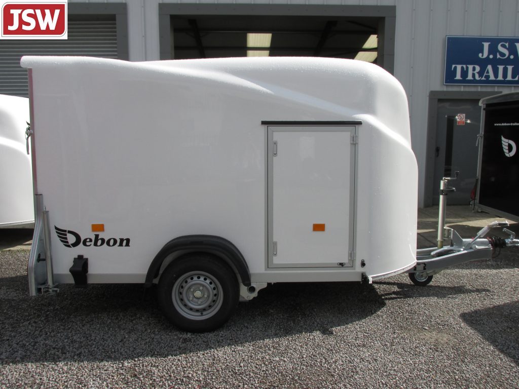 Debon Cargo 1300 Van trailers