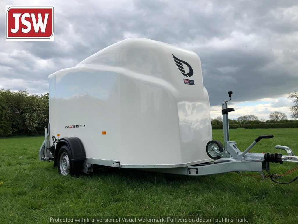 Debon Cargo 1300 Van trailers
