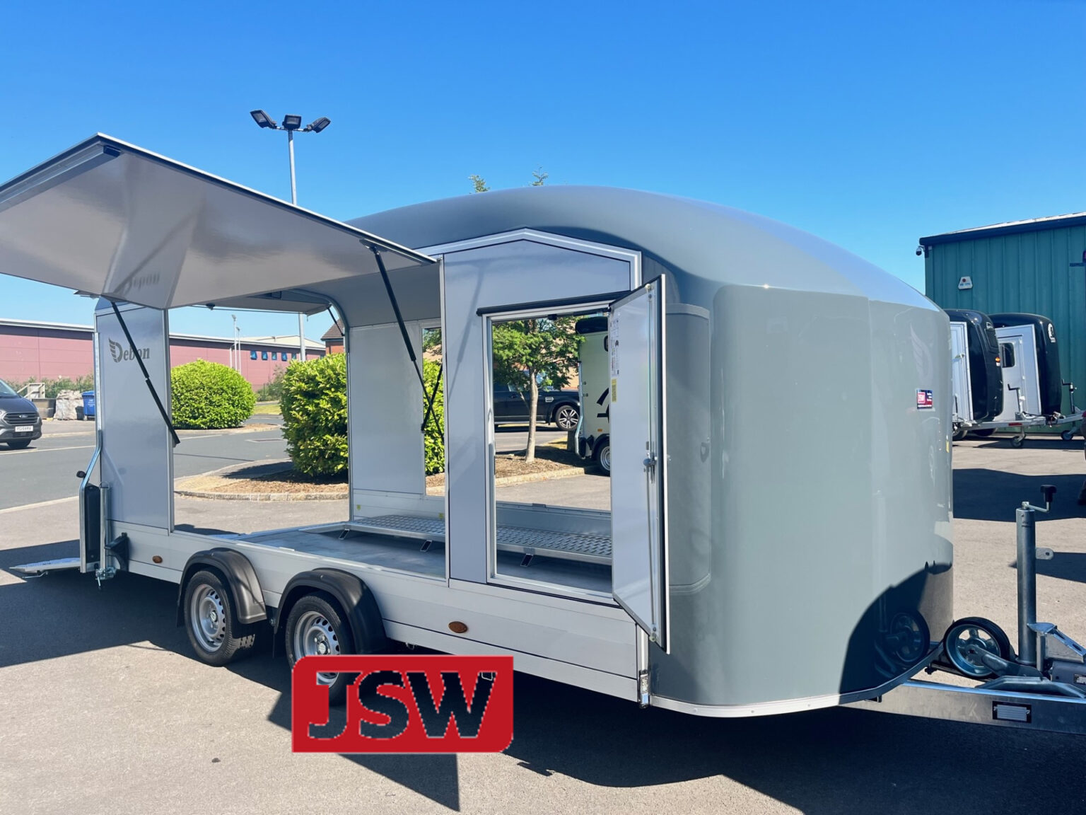 Debon C1000 Roadster Car Trailer