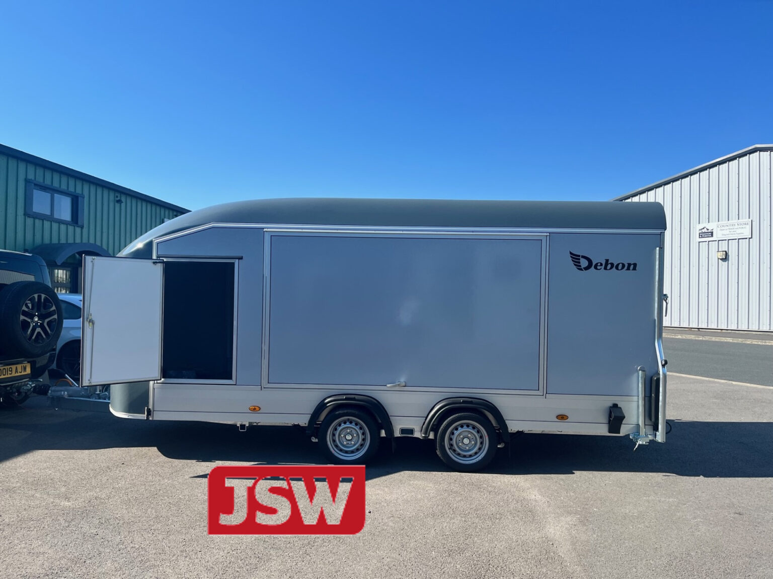 Debon C1000 Roadster Car Trailer